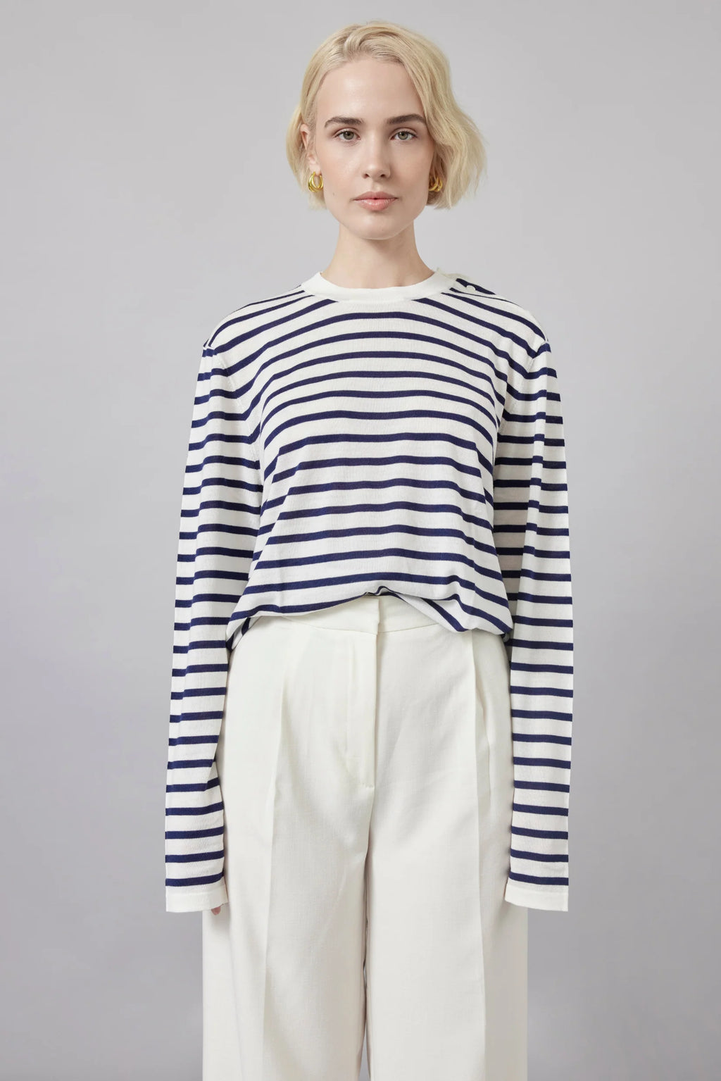 McIntyre Merino Gabriel Stripe Navy – Hunt